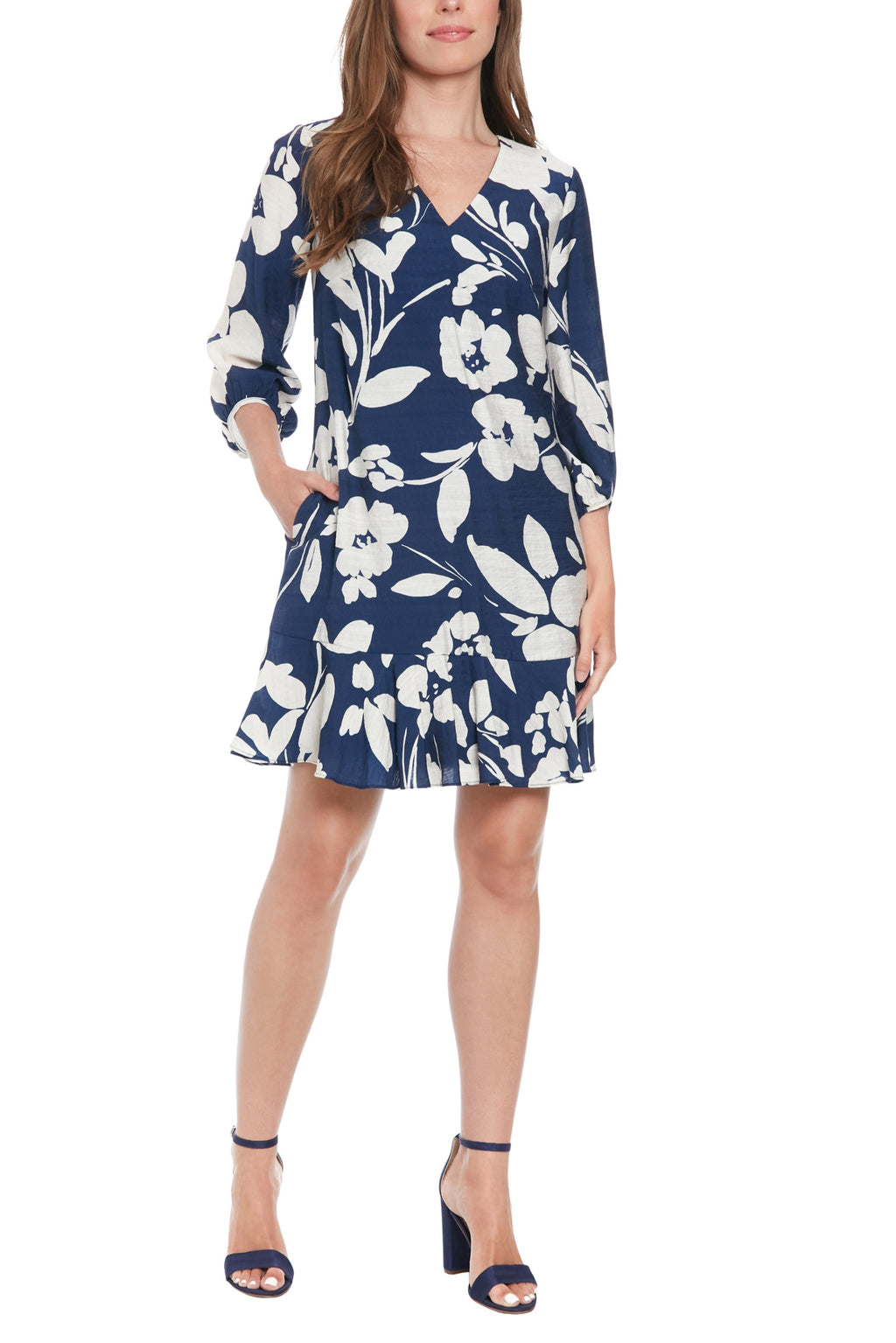 London Times V-Neckline Bishop Quarter Sleeves Gathered Cuffs Side Seam ...